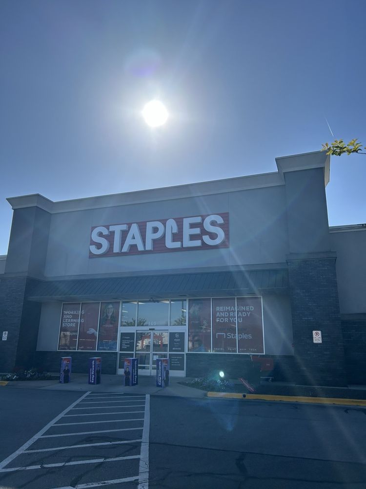 STAPLES - Updated August 2024 - 43 Photos & 13 Reviews - 105 Banks ...