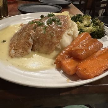 LEFT COAST SEAFOOD & MARKETPLACE - Updated August 2024 - 92 Photos ...