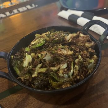 LOCALZ SPORTS BAR & GRILL- ST PETE - 20 Photos & 15 Reviews - 1 Beach ...