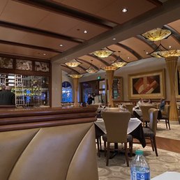 EDDIE MERLOT’S - Updated December 2024 - 401 Photos & 315 Reviews ...