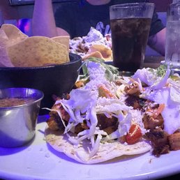 ROSCOE’S BAR & BURGERS - 146 Photos & 60 Reviews - 2007 K St ...