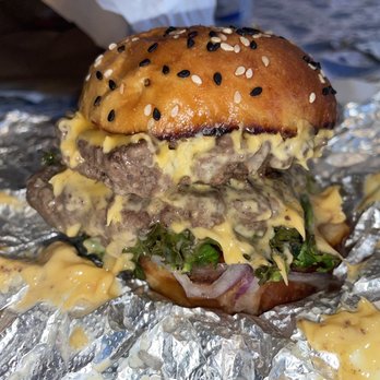 GIMME BURGER - Updated June 2024 - 49 Photos & 59 Reviews - 39 E Main ...