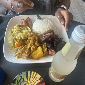 SIMMER DOWN BAR & GRILL - Updated October 2025 - 25 Photos - 517 25th ...