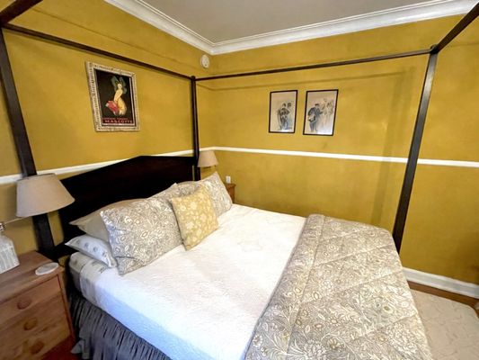 LILAC INN - Updated November 2025 - 44 Photos & 21 Reviews - 53 Park St ...