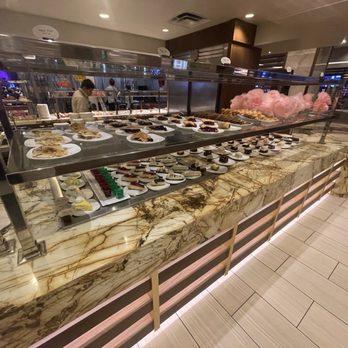 TOUCAN CHARLIE’S BUFFET & GRILLE - Updated December 2024 - 2993 Photos ...