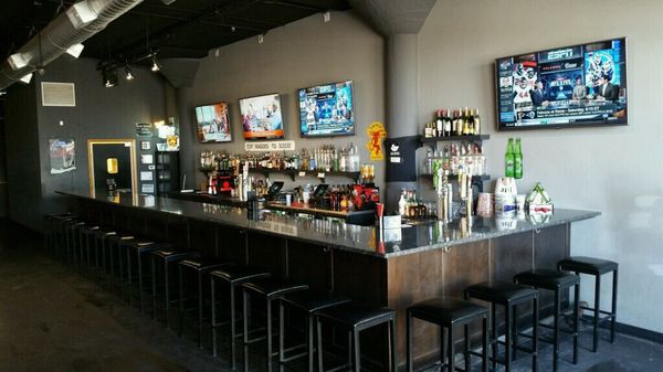 MAGOO’S BAR - Updated January 2026 - 73 Photos & 61 Reviews - 6550 ...