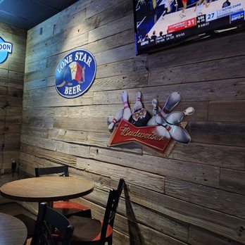 LEBOWSKI’S GRILL - Updated August 2024 - 440 Photos & 394 Reviews ...