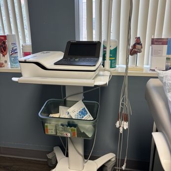 RESURRECTION MEDICAL CENTER - Updated December 2025 - 10 Photos & 14 ...