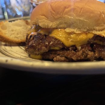 WHITE RABBIT GASTROPUB - Updated June 2024 - 666 Photos & 804 Reviews ...