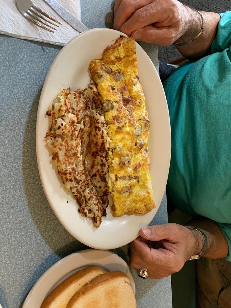 NEW DELTA FAMILY RESTAURANT - Updated August 2025 - 17 Reviews - 3205 N ...