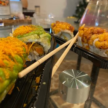 MESHUGA 4 SUSHI - Updated December 2024 - 87 Photos & 173 Reviews ...