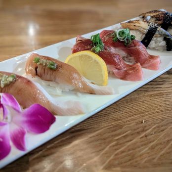 MOMO SUSHI - Updated June 2025 - 750 Photos & 325 Reviews - 9844 ...