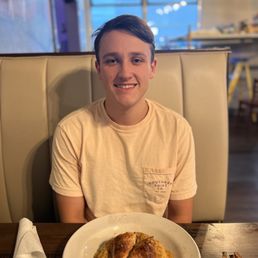 DOE’S EAT PLACE - JACKSON - Updated August 2025 - 42 Photos & 45 ...