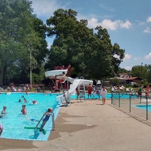 GRANDVIEW MUNICIPAL POOL - 17 Reviews - 1515 Goodale Blvd, Grandview ...