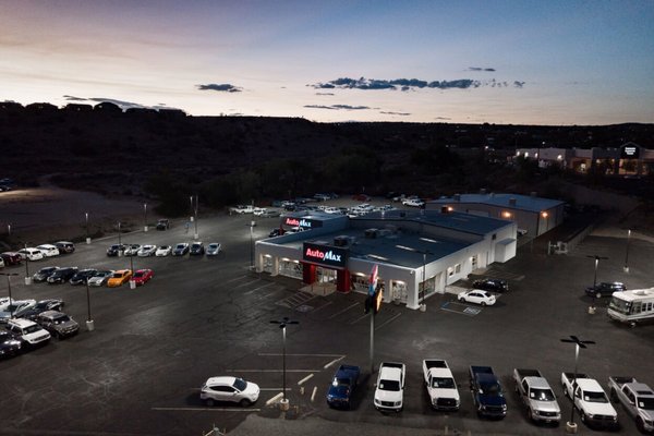 AUTOMAX TRUCK & CAR CENTER - Updated August 2025 - 42 Photos & 18 ...