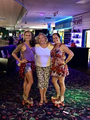 SKATE STATION - Updated December 2025 - 91 Photos & 60 Reviews - 3461 ...