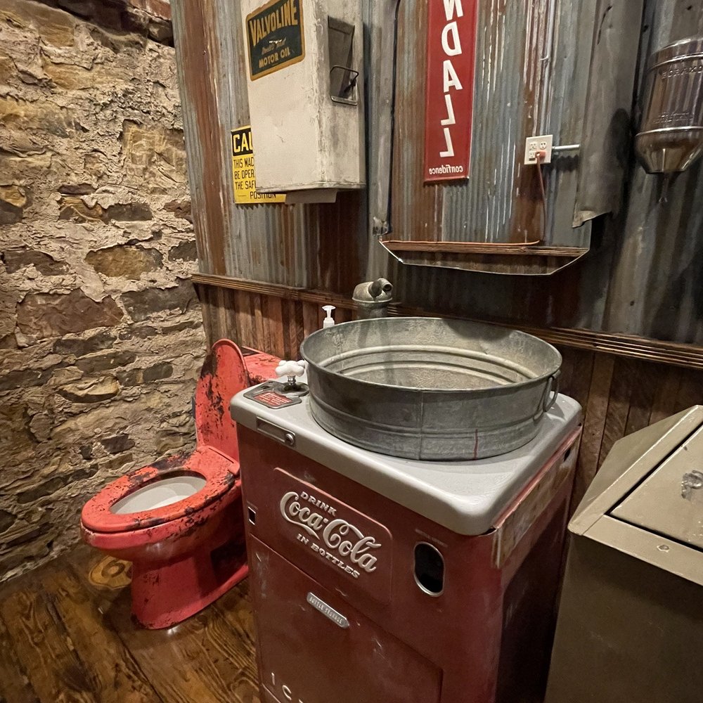 Redneck Garage Decor Ideas