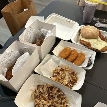 CHICK N ROLL - Updated January 2025 - 346 Photos & 127 Reviews - 1426 N ...