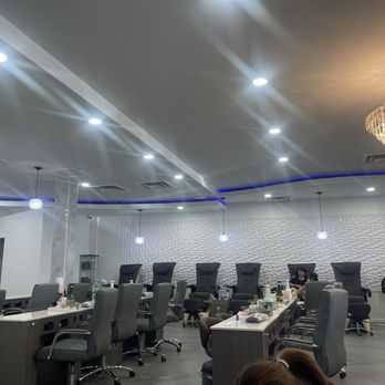 Nail Salon In Hempstead