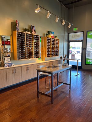 EYEDEAL CARE OPTOMETRY - Updated November 2025 - 79 Photos & 446 ...