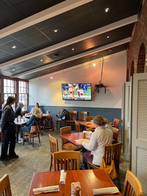 BOSCOS RESTAURANT & BREWING COMPANY - Updated October 2025 - 529 Photos ...