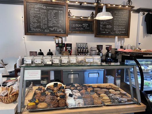 BELLA BAKERY - Updated January 2025 - 219 Photos & 230 Reviews - 1353 ...
