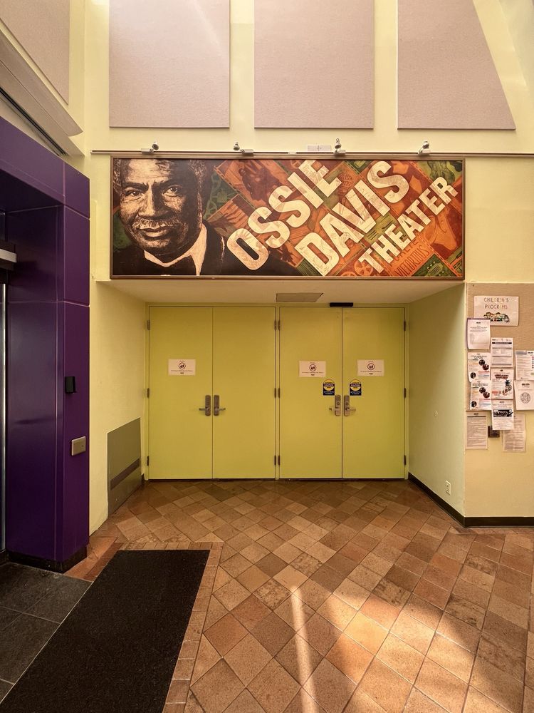 NEW ROCHELLE PUBLIC LIBRARY - Updated July 2025 - 10 Photos - 1 Library ...