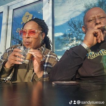 CHOCOLATE CITY EL SEPTIMO CIGAR LOUNGE - Updated June 2024 - 33 Photos ...