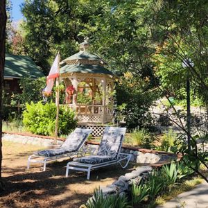 STRAWBERRY CREEK INN - 200 Photos & 113 Reviews - Bed & Breakfast ...