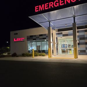 VALLEY VIEW SURGERY CENTER - Updated July 2025 - 15 Photos & 119 ...