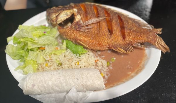 MARISCOS EL PERIHUETE - Updated September 2025 - 421 Photos & 498 ...