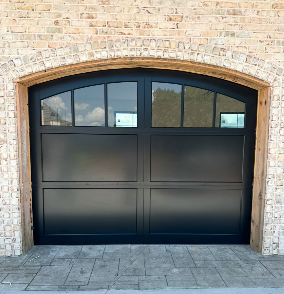 MCILLWAIN GARAGE DOORS - Updated August 2025 - 57 Photos - 2075 Wilma ...