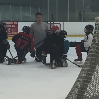 TRI VALLEY ICE - Updated January 2026 - 50 Photos & 62 Reviews - 6611 ...