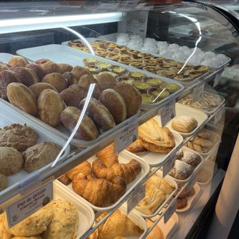 PROVINCETOWN PORTUGUESE BAKERY - Updated August 2024 - 313 Photos & 437 ...