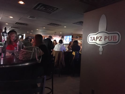 TAPZ PUB - 12 Photos & 11 Reviews - 8450 Hickman Rd, Clive, Iowa - Pubs ...