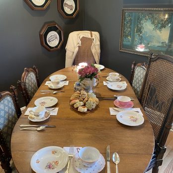 THE PINK HOUSE TEA ROOM AND BNB with photos - Updated August 2024 - 99 ...