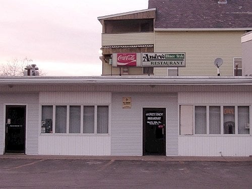 ANDRE’S DINER - Updated October 2025 - 11 Photos - 100 Willow St ...