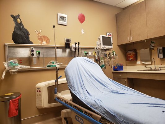 EMERGENCY ROOM AT ARIZONA GENERAL HOSPITAL - SURPRISE - Updated January ...