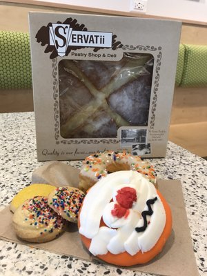 SERVATII PASTRY SHOP & DELI - Updated October 2025 - 15 Photos & 22 ...