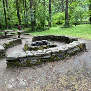 LEVERICH PARK - 17 Photos & 13 Reviews - Parks - 3951 NE Leverich Park ...