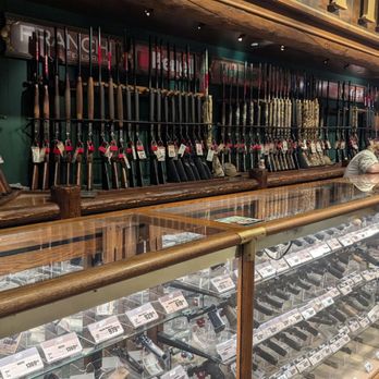 BASS PRO SHOP - Updated August 2025 - 1905 Photos & 420 Reviews - 1 ...