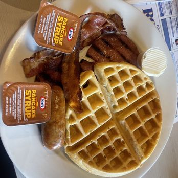 THE ROXBURY DINER - Updated September 2024 - 113 Photos & 150 Reviews ...