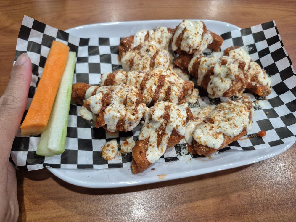 THE WING SPOT - Updated January 2026 - 11 Photos - 540 Davis Drive ...