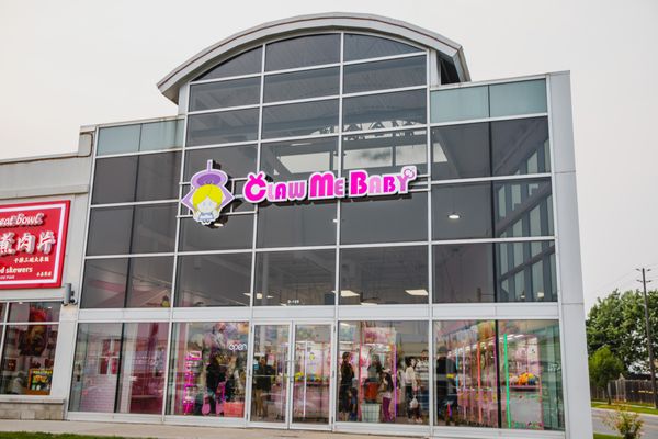 CLAW ME BABY - Updated December 2025 - 19 Photos - D125-3278 Midland ...