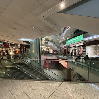 BLOCK 37 - Updated August 2025 - 131 Photos & 104 Reviews - 108 N State ...