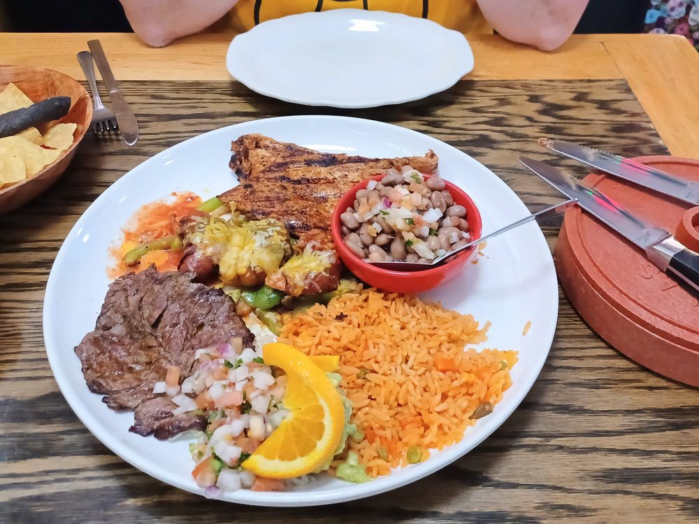 CASA CALACA - 44 Photos & 45 Reviews - 413 W Rainbow Blvd, Salida ...