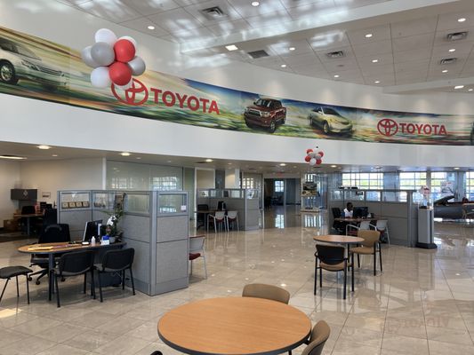 AUTONATION TOYOTA GULF FREEWAY - Updated December 2025 - 84 Photos ...