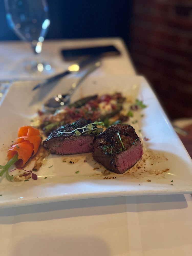 ELIZABETH’S CHOP HOUSE - Updated January 2026 - 158 Photos & 181 ...