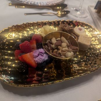 TORRA TEA - Updated October 2025 - 42 Photos & 29 Reviews - 11205 E ...