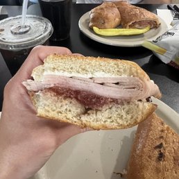 RIVER STREET DELI - Updated September 2025 - 141 Photos & 233 Reviews ...